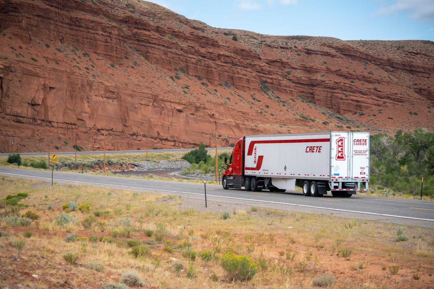 Dedicated/Regional Truck Driver Job - Dry Van at Crete Carrier Corporation